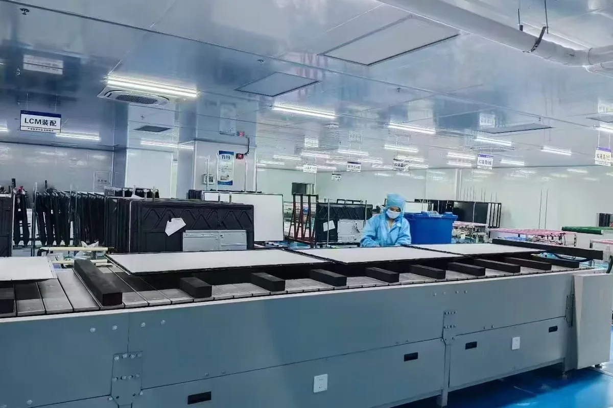 OEM vs White-Label Interactive Displays: A Guide for Integrators